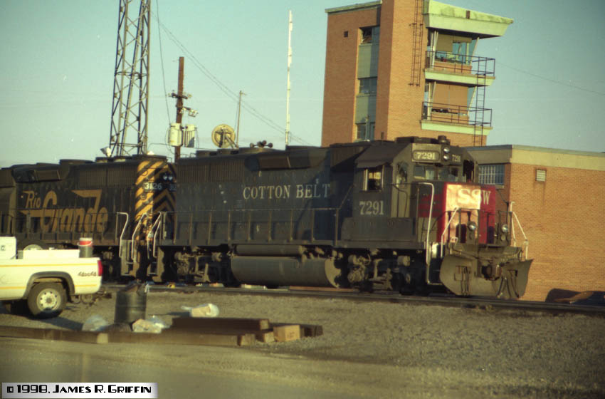 Solo Trip: The Borderlands – Action Road