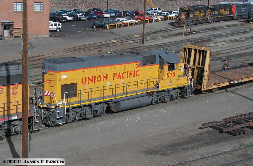 UP Switcher and Yard Power – Action Road