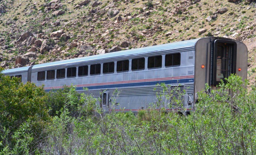 Superliners – Action Road